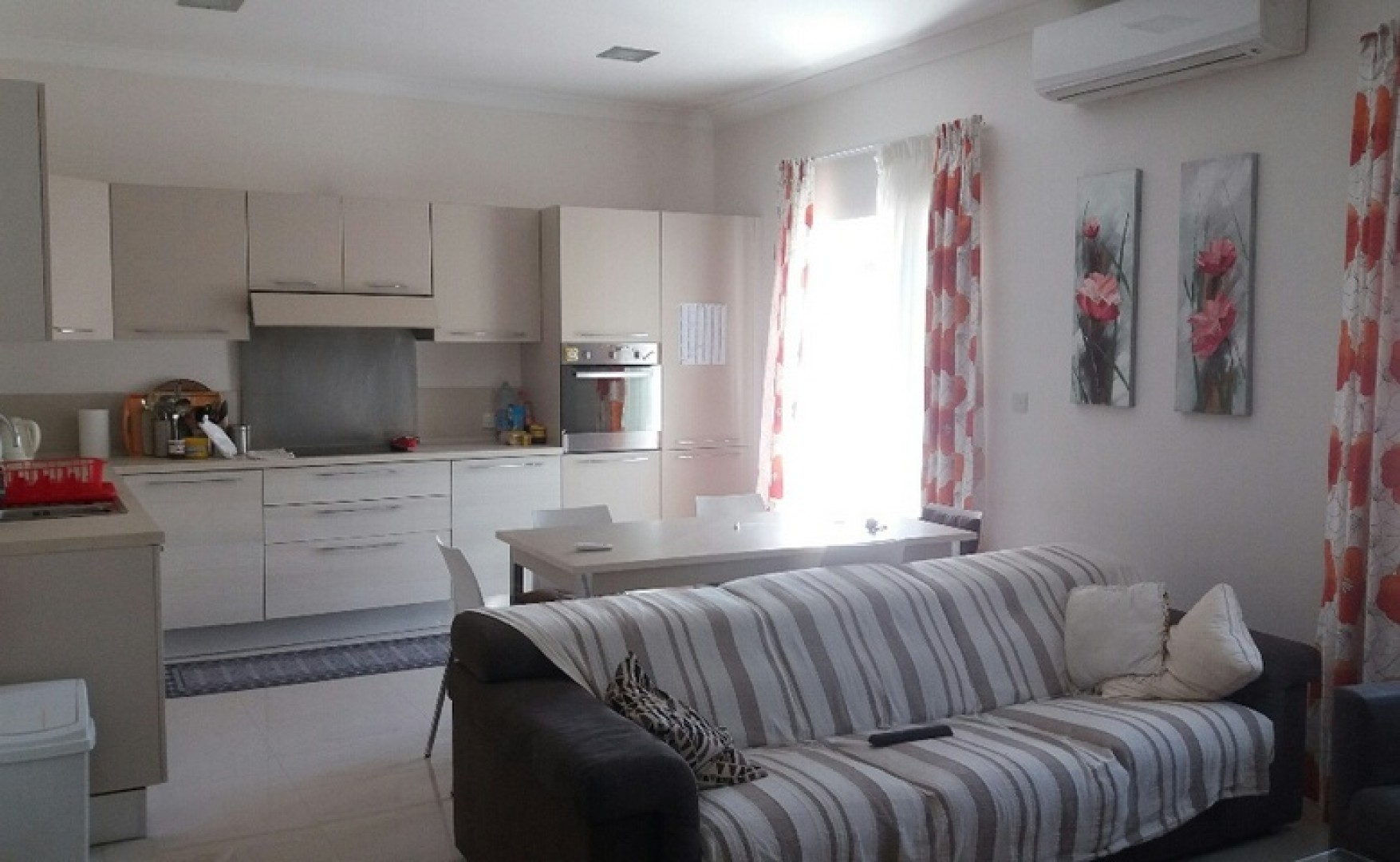 Apartments to let in Malta: Outstanding Sliema flat with 3 bedrooms ...