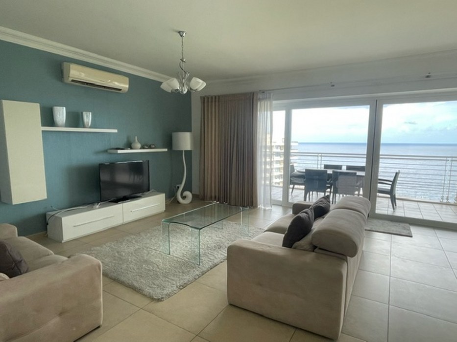 Fort Cambridge Residence: Rent a 3-Bedroom Apartment with Stunning Sea ...